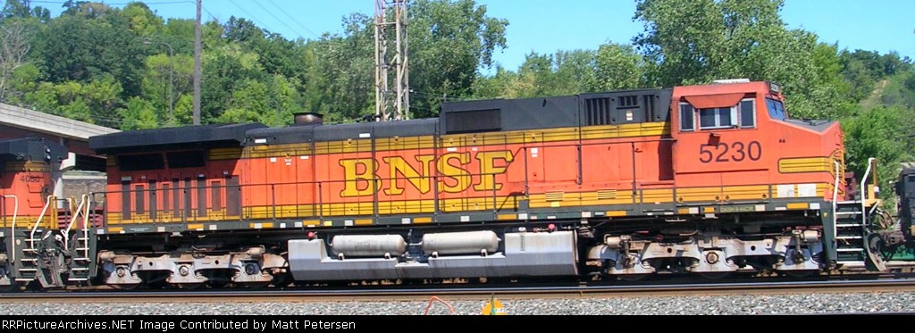 BNSF 5230